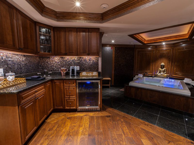 Grand Resort Spa & Salon - The Grand Resort