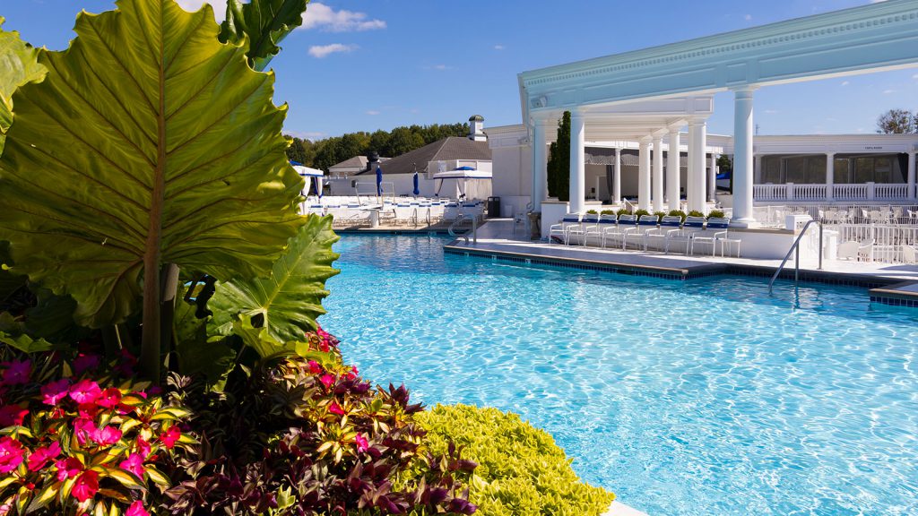 Seasonal Packages - The Grand Resort